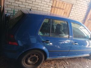 Blue Audi A4 1996 in Lazdijai, with an engine capacity of 1.90 L and mileage of 350 thousand km for 400 €, photo 6 on AUTOMOTO.COM.LV