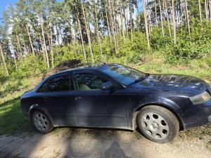 Zils Audi A4 2001 Dobele, ar dzinēja tilpumu 1.90 L un nobraukumu 523 tūkst. km par 1150 €, foto 5 vietnē AUTOMOTO.COM.LV