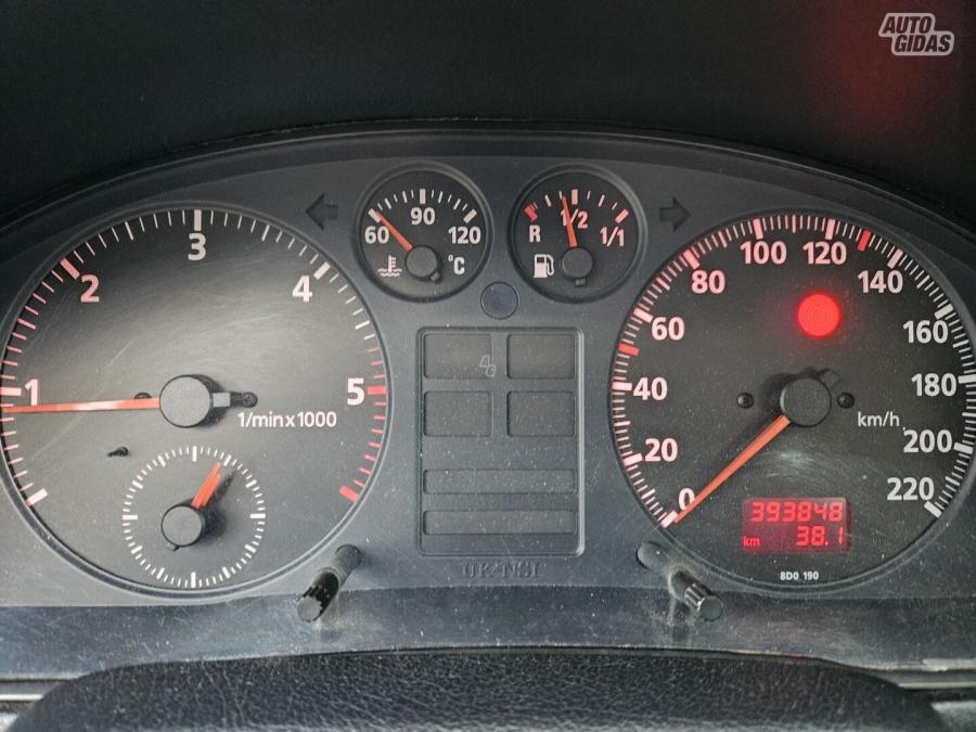 Blue Audi A4 1995 in Prienai, with an engine capacity of 1.90 L and mileage of 394 thousand km for 950 €, photo 12 on AUTOMOTO.COM.LV