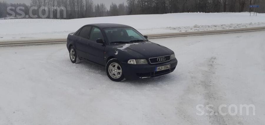 Zils Audi A4 1995 Jēkabpils, ar dzinēja tilpumu 1.80 L un nobraukumu 336 tūkst. km par 550 €, foto 1 vietnē AUTOMOTO.COM.LV