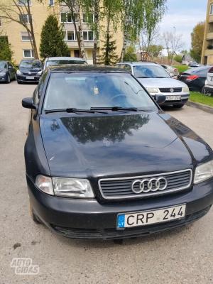 Blue Audi A4 1995 in Utena, with an engine capacity of 1.80 L and mileage of 123 thousand km for 500 €, photo 4 on AUTOMOTO.COM.LV