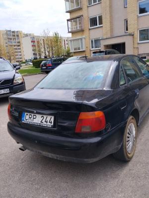 Blue Audi A4 1995 in Utena, with an engine capacity of 1.80 L and mileage of 123 thousand km for 500 €, photo 6 on AUTOMOTO.COM.LV