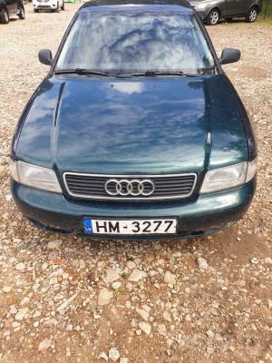 Zils Audi A4 1995 Cēsis, ar dzinēja tilpumu 1.60 L un nobraukumu 321 tūkst. km par 350 €, foto 3 vietnē AUTOMOTO.COM.LV