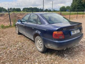 Zils Audi A4 1995 Cēsis, ar dzinēja tilpumu 1.60 L un nobraukumu 321 tūkst. km par 350 €, foto 5 vietnē AUTOMOTO.COM.LV