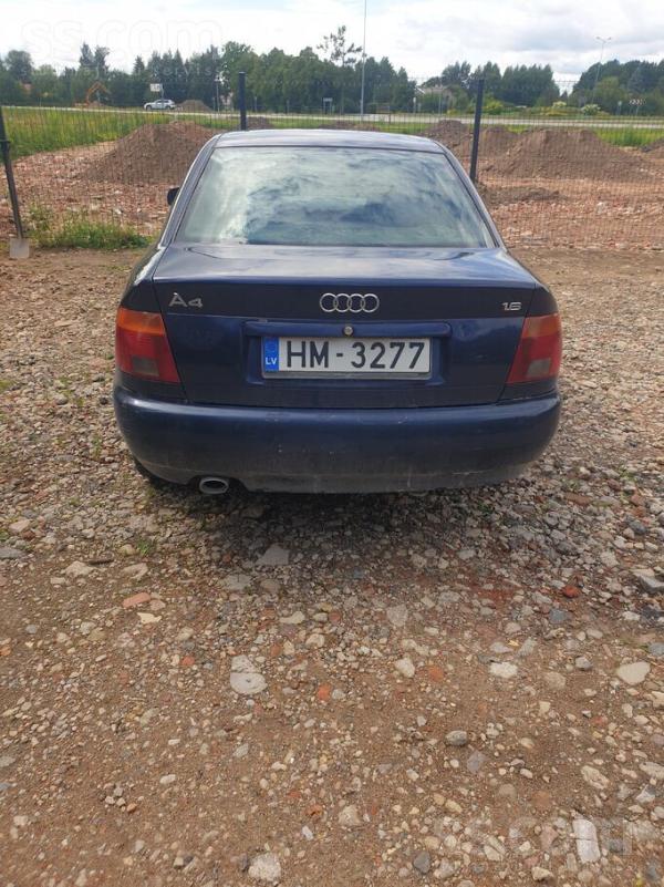 Zils Audi A4 1995 Cēsis, ar dzinēja tilpumu 1.60 L un nobraukumu 321 tūkst. km par 350 €, foto 5 vietnē AUTOMOTO.COM.LV