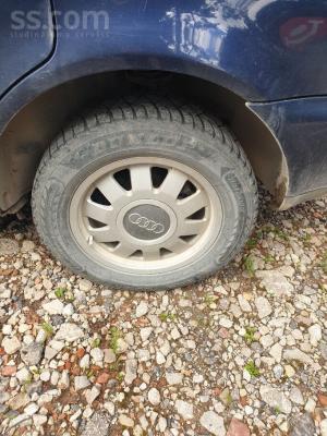 Zils Audi A4 1995 Cēsis, ar dzinēja tilpumu 1.60 L un nobraukumu 321 tūkst. km par 350 €, foto 8 vietnē AUTOMOTO.COM.LV