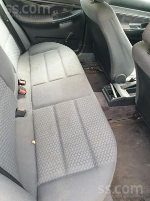 Zils Audi A4 1995 Cēsis, ar dzinēja tilpumu 1.60 L un nobraukumu 321 tūkst. km par 350 €, foto 12 vietnē AUTOMOTO.COM.LV