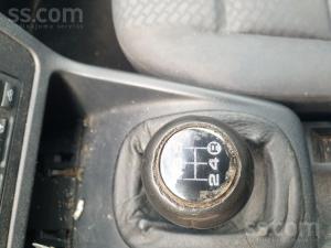 Zils Audi A4 1995 Cēsis, ar dzinēja tilpumu 1.60 L un nobraukumu 321 tūkst. km par 350 €, foto 13 vietnē AUTOMOTO.COM.LV