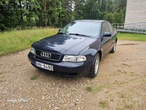 Zils Audi A4 1996 Daugavpils, ar dzinēja tilpumu 1.90 L un nobraukumu 358 tūkst. km par 900 €, foto 5 vietnē AUTOMOTO.COM.LV