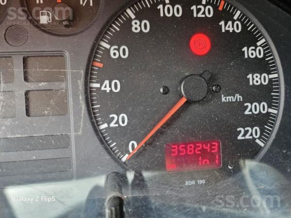 Синий Ауди А4 1996 в Даугавпилс, объемом двигателя 1.90 л и пробегом 358 тыс. км за 900 €, фото 7 на AUTOMOTO.COM.LV
