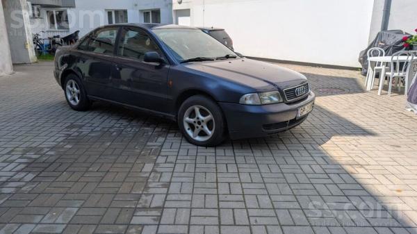 Zils Audi A4 1996 Rīga, ar dzinēja tilpumu 1.90 L un nobraukumu 414 tūkst. km par 700 €, foto 3 vietnē AUTOMOTO.COM.LV