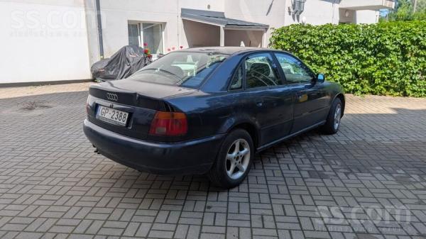 Zils Audi A4 1996 Rīga, ar dzinēja tilpumu 1.90 L un nobraukumu 414 tūkst. km par 700 €, foto 6 vietnē AUTOMOTO.COM.LV