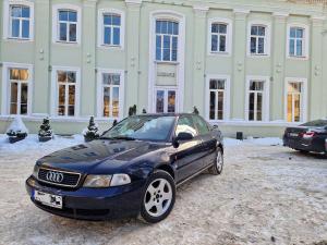 Zils Audi A4 1996 Viļņa, ar dzinēja tilpumu 1.90 L un nobraukumu 340 tūkst. km par 950 €, foto  vietnē AUTOMOTO.COM.LV