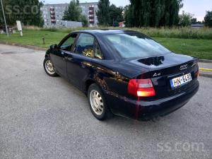 Zils Audi A4 1996 Jēkabpils, ar dzinēja tilpumu 1.90 L un nobraukumu 361 tūkst. km par 1200 €, foto 3 vietnē AUTOMOTO.COM.LV