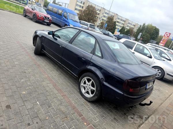 Zils Audi A4 1996 Jēkabpils, ar dzinēja tilpumu 1.90 L un nobraukumu 368 tūkst. km par 1550 €, foto 5 vietnē AUTOMOTO.COM.LV