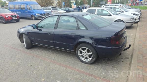 Zils Audi A4 1996 Jēkabpils, ar dzinēja tilpumu 1.90 L un nobraukumu 368 tūkst. km par 1550 €, foto 6 vietnē AUTOMOTO.COM.LV