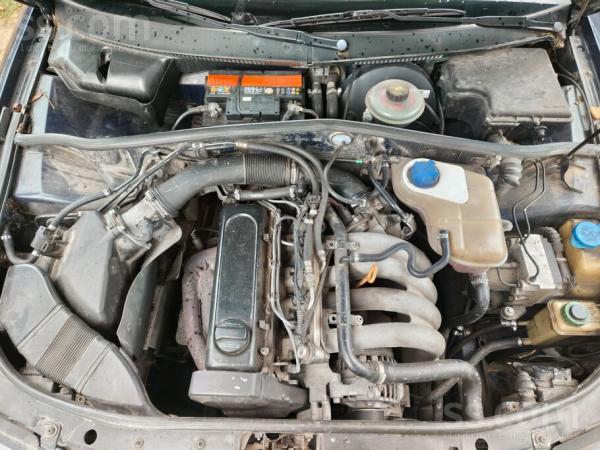Blue Audi A4 1996 in Valmiera, with an engine capacity of 1.60 L and mileage of 272 thousand km for 600 €, photo 9 on AUTOMOTO.COM.LV