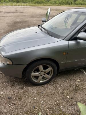 Blue Audi A4 1997 in Gulbene, with an engine capacity of 1.90 L and mileage of 325 thousand km for 1150 €, photo 7 on AUTOMOTO.COM.LV