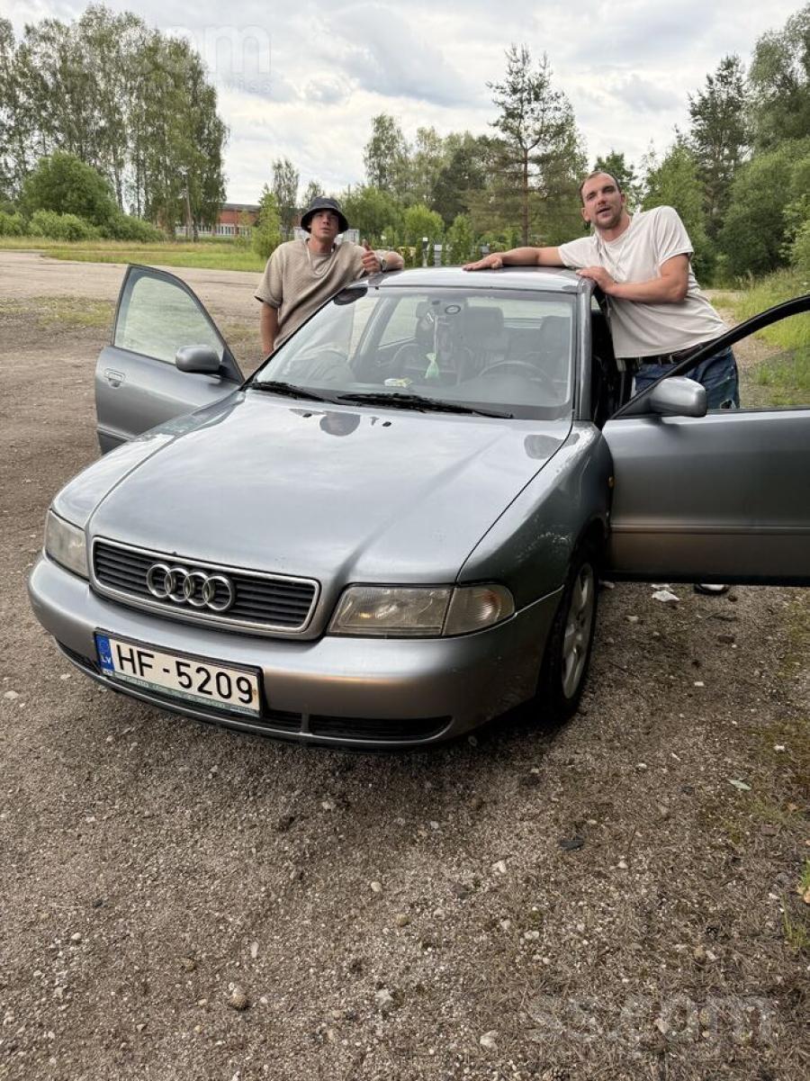 Blue Audi A4 1997 in Gulbene, with an engine capacity of 1.90 L and mileage of 325 thousand km for 1150 €, photo 8 on AUTOMOTO.COM.LV