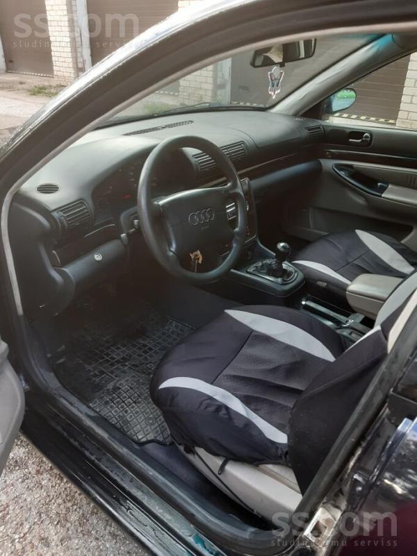 Zils Audi A4 1997 Tukums, ar dzinēja tilpumu 1.90 L un nobraukumu 408 tūkst. km par 900 €, foto 3 vietnē AUTOMOTO.COM.LV
