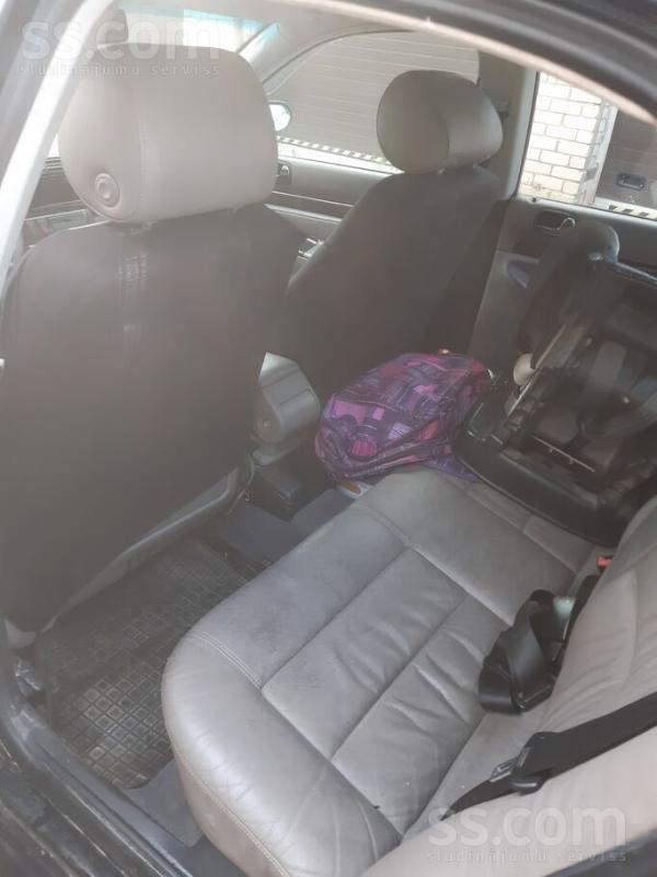 Zils Audi A4 1997 Tukums, ar dzinēja tilpumu 1.90 L un nobraukumu 408 tūkst. km par 900 €, foto 4 vietnē AUTOMOTO.COM.LV