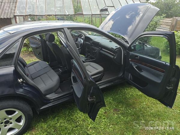 Zils Audi A4 1997 Rēzekne, ar dzinēja tilpumu 1.90 L un nobraukumu 340 tūkst. km par 1150 €, foto 9 vietnē AUTOMOTO.COM.LV