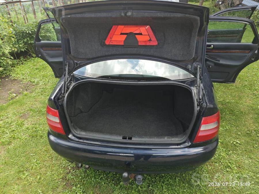 Blue Audi A4 1997 in Rezekne, with an engine capacity of 1.90 L and mileage of 340 thousand km for 1150 €, photo 13 on AUTOMOTO.COM.LV