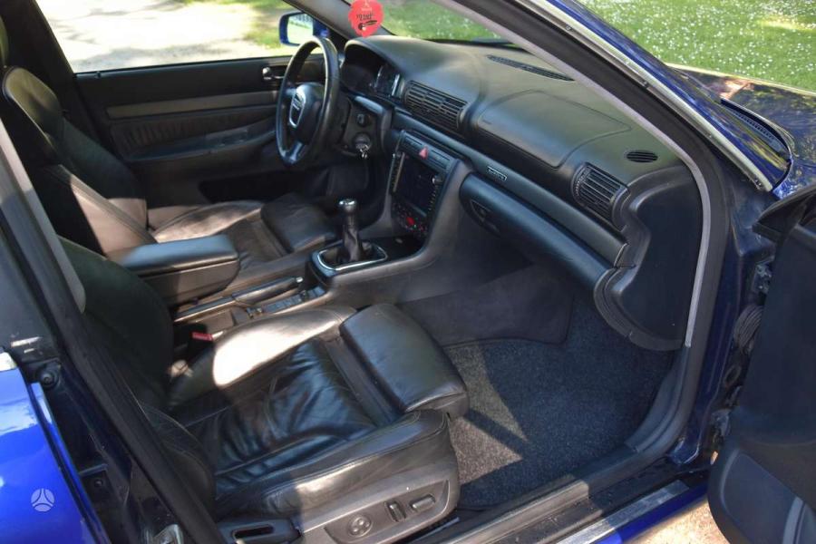 Zils Audi A4 1997 Rokiškis, ar dzinēja tilpumu 1.90 L un nobraukumu 580 tūkst. km par 5250 €, foto 13 vietnē AUTOMOTO.COM.LV