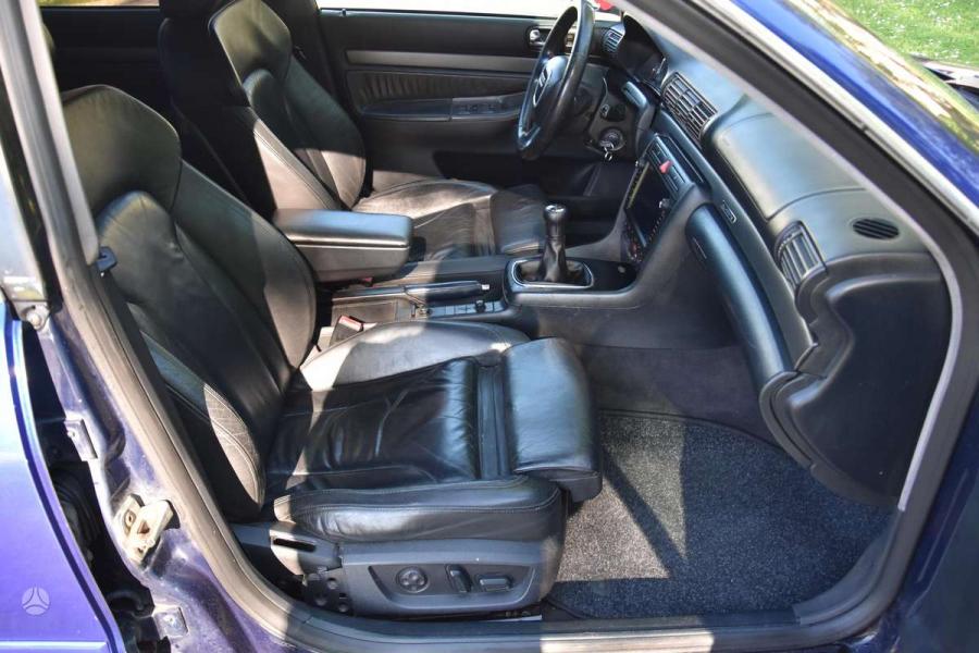 Zils Audi A4 1997 Rokiškis, ar dzinēja tilpumu 1.90 L un nobraukumu 580 tūkst. km par 5250 €, foto 14 vietnē AUTOMOTO.COM.LV