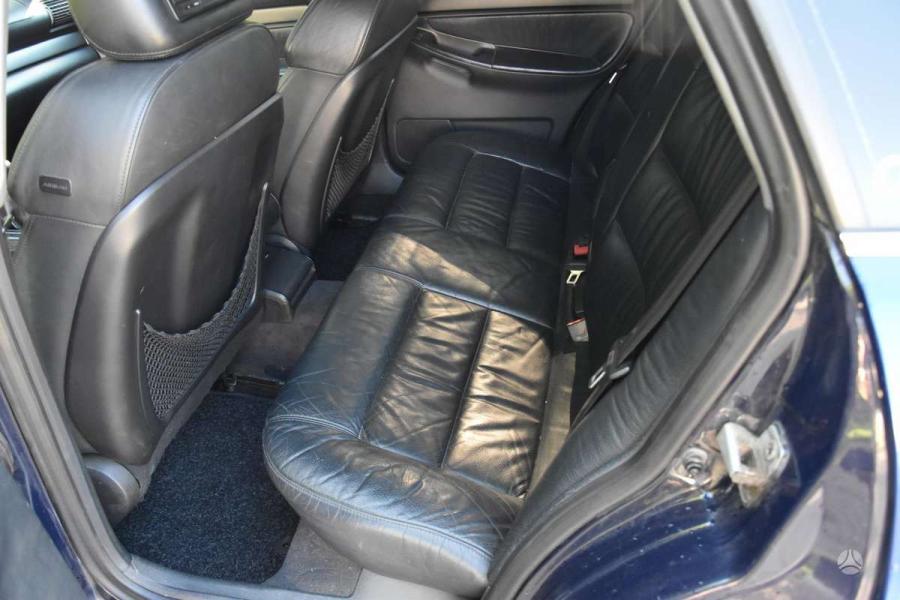 Zils Audi A4 1997 Rokiškis, ar dzinēja tilpumu 1.90 L un nobraukumu 580 tūkst. km par 5250 €, foto 16 vietnē AUTOMOTO.COM.LV