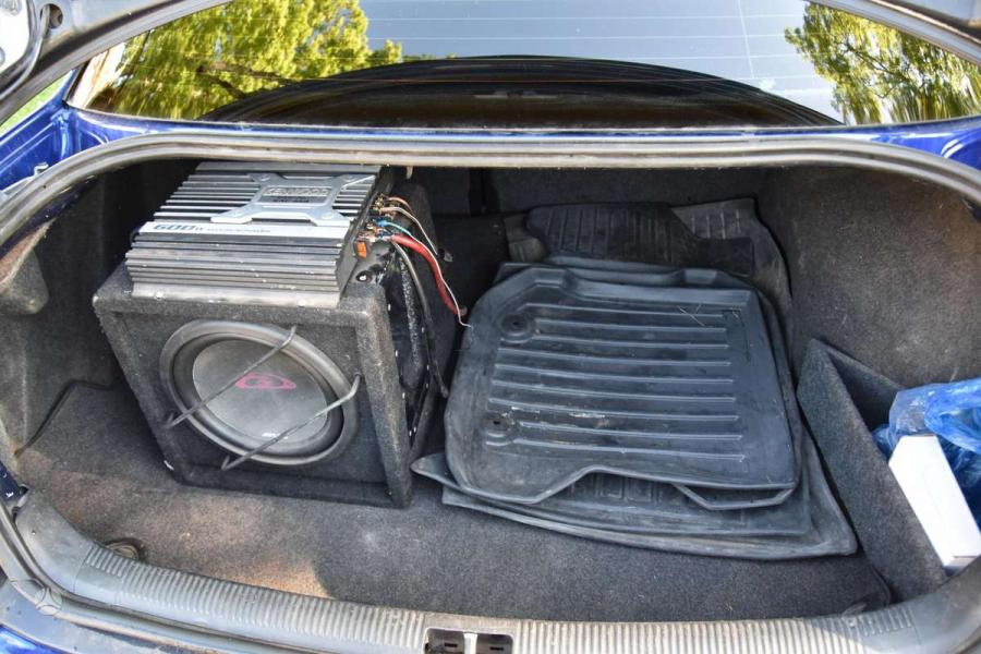 Zils Audi A4 1997 Rokiškis, ar dzinēja tilpumu 1.90 L un nobraukumu 580 tūkst. km par 5250 €, foto 19 vietnē AUTOMOTO.COM.LV