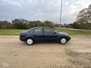 Zils Audi A4 1997 Kaišiadorys, ar dzinēja tilpumu 1.80 L un nobraukumu 215 tūkst. km par 950 €, foto 5 vietnē AUTOMOTO.COM.LV