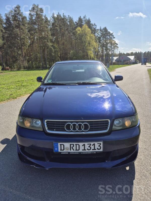 Blue Audi A4 1998 in Riga, with an engine capacity of 1.80 L and mileage of 313 thousand km for 1500 €, photo 8 on AUTOMOTO.COM.LV