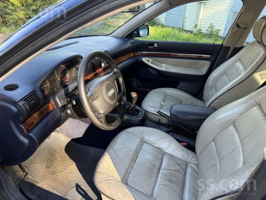 Zils Audi A4 1998 Jūrmala, ar dzinēja tilpumu 1.80 L un nobraukumu 320 tūkst. km par 1000 €, foto 7 vietnē AUTOMOTO.COM.LV