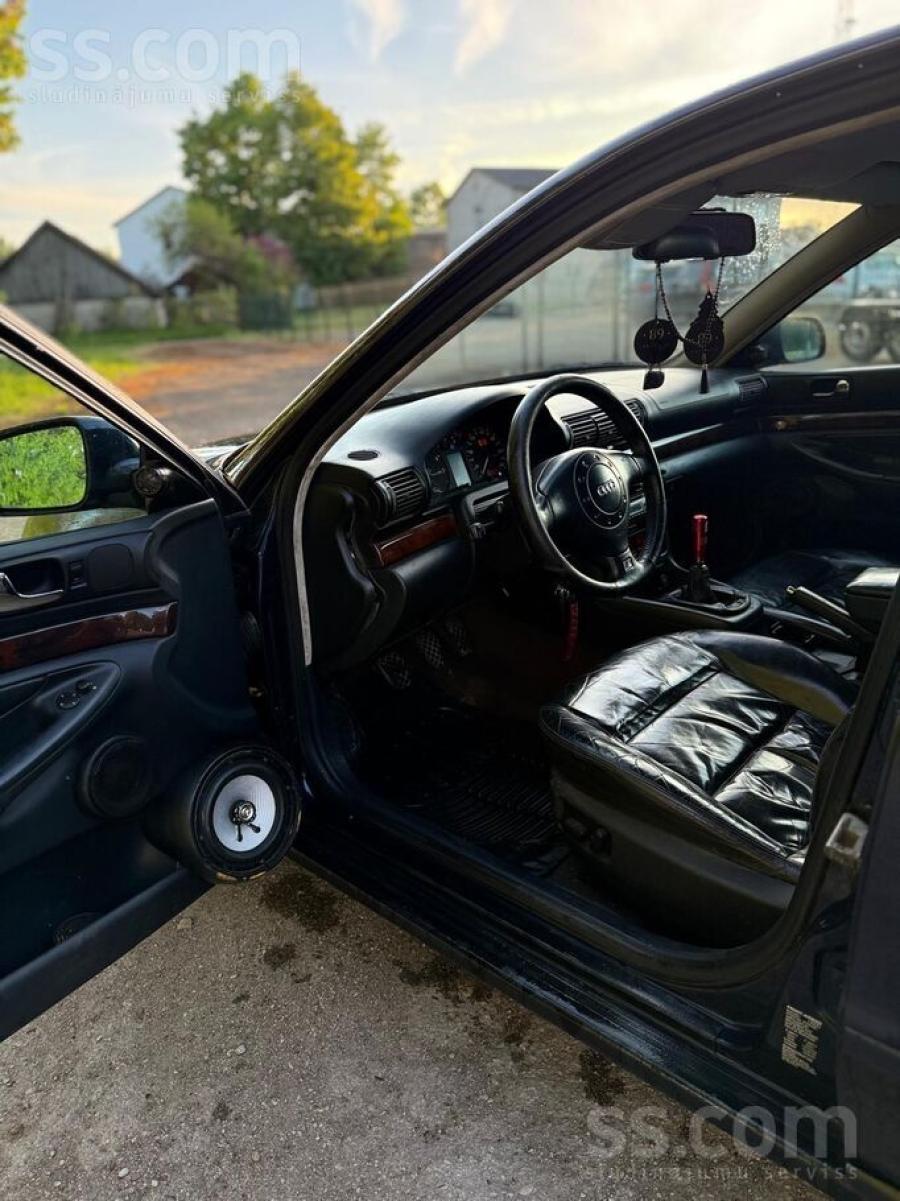 Zils Audi A4 1998 Kuldīga, ar dzinēja tilpumu 1.80 L un nobraukumu 0 tūkst. km par 990 €, foto 6 vietnē AUTOMOTO.COM.LV