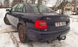 Blue Audi A4 1998 in Cesis, with an engine capacity of 1.60 L and mileage of 251 thousand km for 320 €, photo 4 on AUTOMOTO.COM.LV
