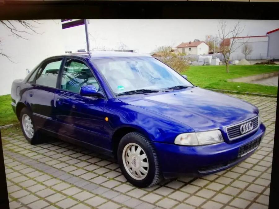Blue Audi A4 1998 in Saldus, with an engine capacity of 1.60 L and mileage of 155 thousand km for 1900 €, photo 1 on AUTOMOTO.COM.LV