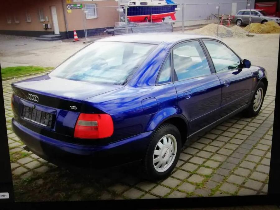 Blue Audi A4 1998 in Saldus, with an engine capacity of 1.60 L and mileage of 155 thousand km for 1900 €, photo 3 on AUTOMOTO.COM.LV