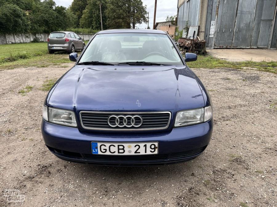 Blue Audi A4 1998 in Vilkaviskis, with an engine capacity of 1.60 L and mileage of 230 thousand km for 370 €, photo 6 on AUTOMOTO.COM.LV