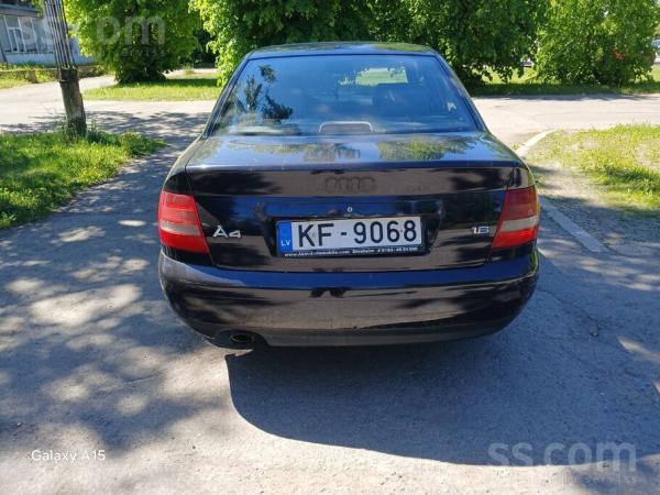 Синий Ауди А4 1999 в Рига, объемом двигателя 1.60 л и пробегом 314 тыс. км за 700 €, фото 6 на AUTOMOTO.COM.LV