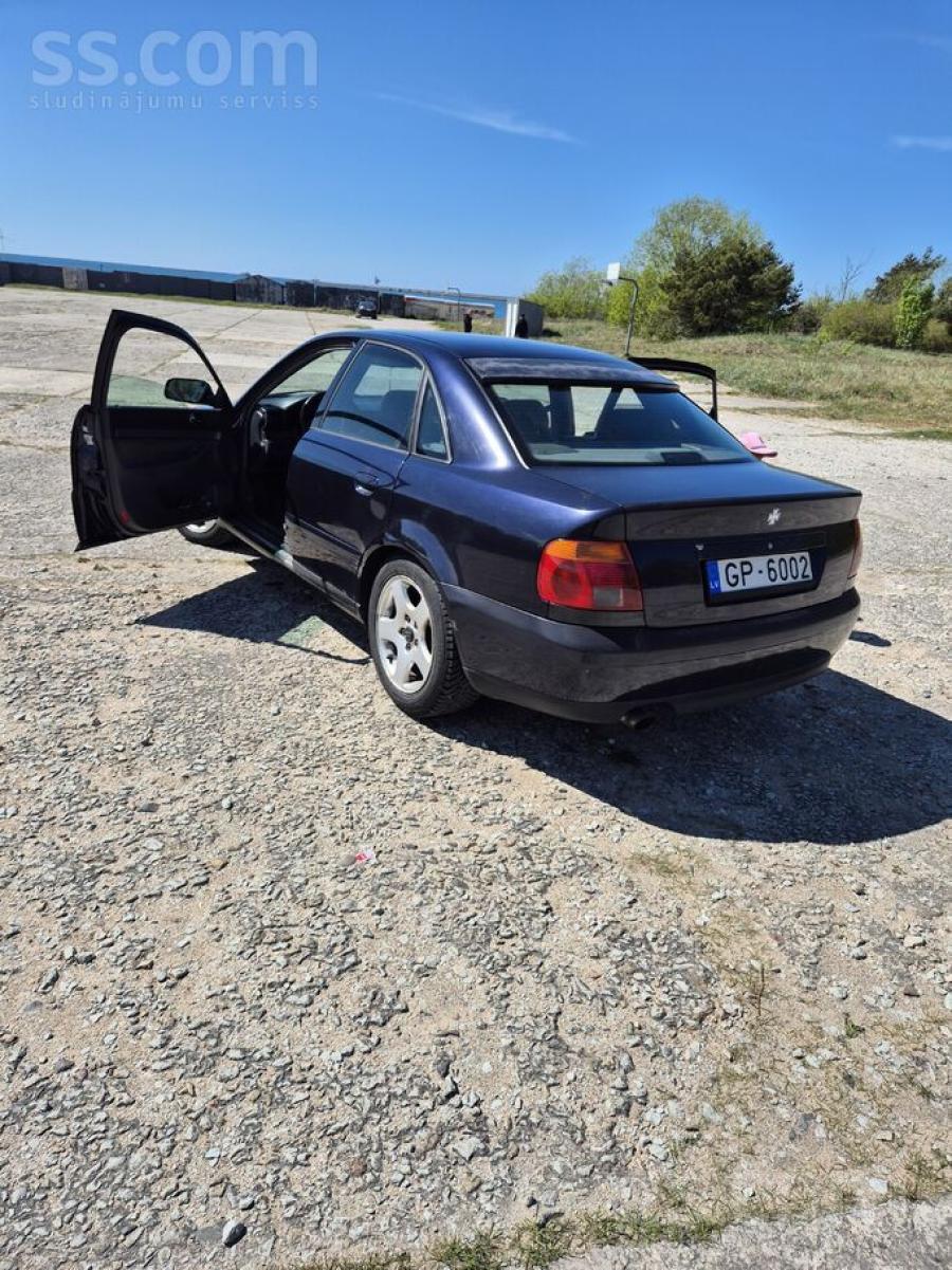 Blue Audi A4 1999 in Liepaja, with an engine capacity of 1.80 L and mileage of 293 thousand km for 950 €, photo 11 on AUTOMOTO.COM.LV