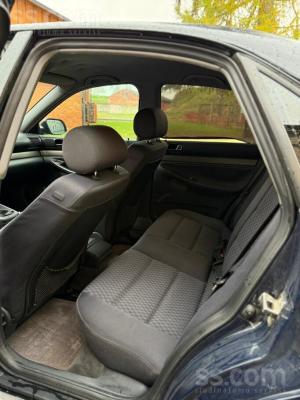 Zils Audi A4 1999 Preiļi, ar dzinēja tilpumu 1.80 L un nobraukumu 266 tūkst. km par 1440 €, foto 11 vietnē AUTOMOTO.COM.LV