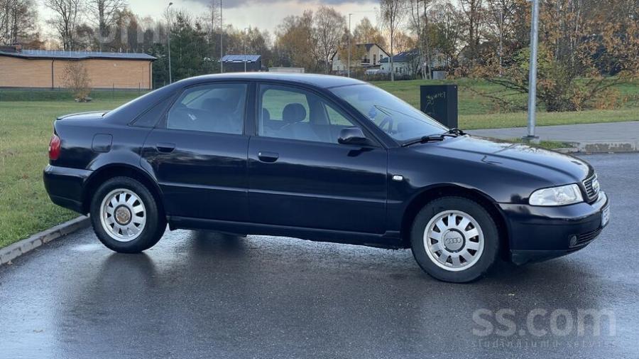 Blue Audi A4 1999 in Cesis, with an engine capacity of 1.90 L and mileage of 417 thousand km for 1650 €, photo 5 on AUTOMOTO.COM.LV