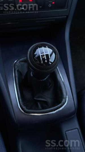Blue Audi A4 1999 in Cesis, with an engine capacity of 1.90 L and mileage of 417 thousand km for 1650 €, photo 11 on AUTOMOTO.COM.LV