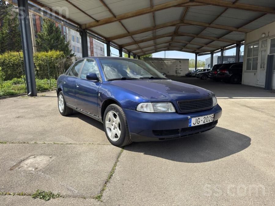 Синий Ауди А4 1999 в Рига, объемом двигателя 1.90 л и пробегом 397 тыс. км за 1350 €, фото 1 на AUTOMOTO.COM.LV