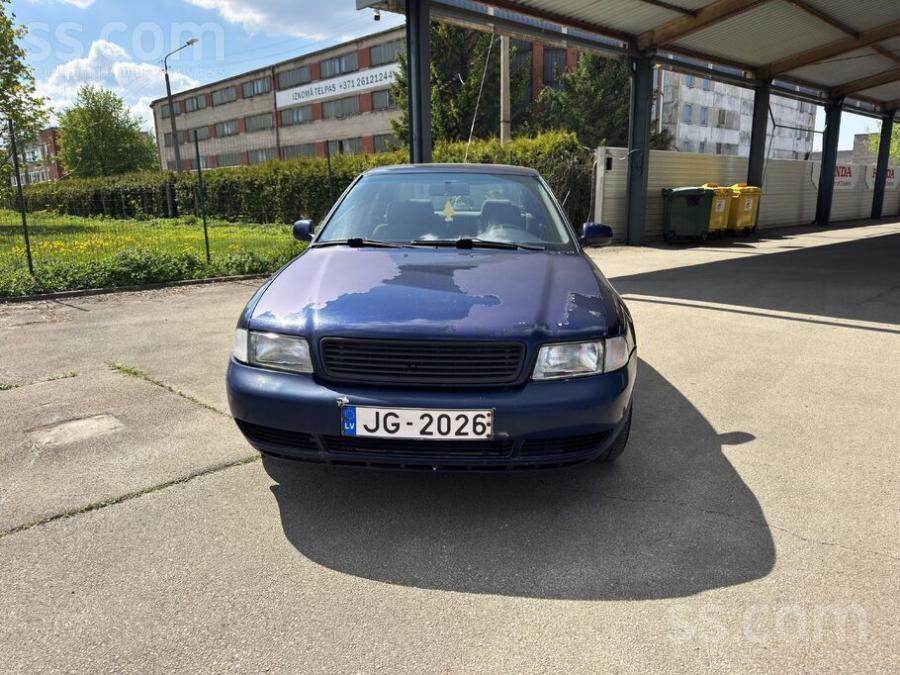 Синий Ауди А4 1999 в Рига, объемом двигателя 1.90 л и пробегом 397 тыс. км за 1350 €, фото 3 на AUTOMOTO.COM.LV