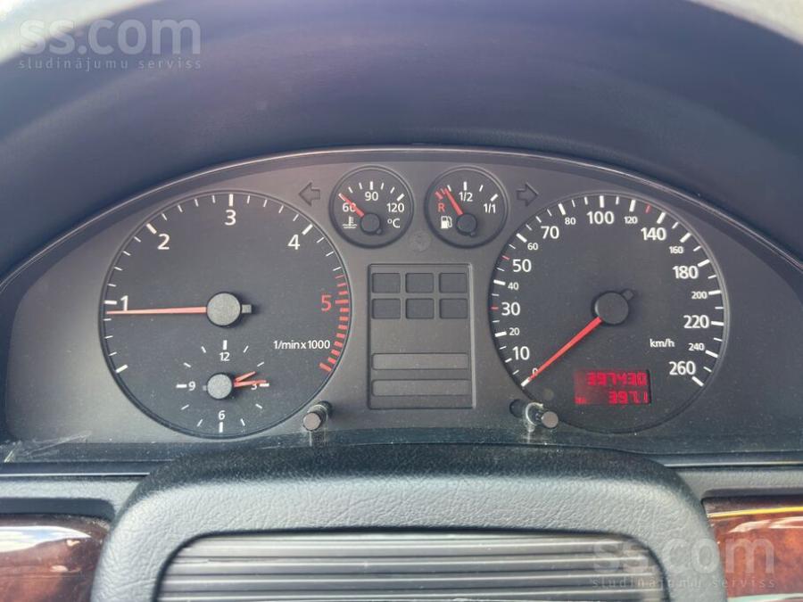 Синий Ауди А4 1999 в Рига, объемом двигателя 1.90 л и пробегом 397 тыс. км за 1350 €, фото 12 на AUTOMOTO.COM.LV