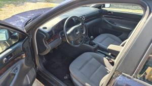 Zils Audi A4 1999 Jelgava, ar dzinēja tilpumu 1.60 L un nobraukumu 250 tūkst. km par 1000 €, foto 6 vietnē AUTOMOTO.COM.LV