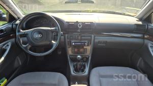 Zils Audi A4 1999 Jelgava, ar dzinēja tilpumu 1.60 L un nobraukumu 250 tūkst. km par 1000 €, foto 10 vietnē AUTOMOTO.COM.LV