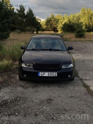 Zils Audi A4 1999 Liepāja, ar dzinēja tilpumu 1.80 L un nobraukumu 294 tūkst. km par 1100 €, foto 5 vietnē AUTOMOTO.COM.LV